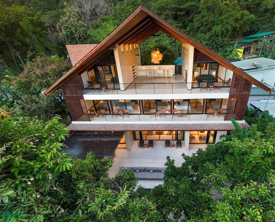 Santa Teresa- Luxury A-Frame Villa Steps From Play, Cbano (C. M. D ...